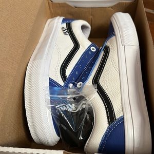 Vans | Shoes | Vans Skate Old Skool Sport Leather True Black White Pop ...